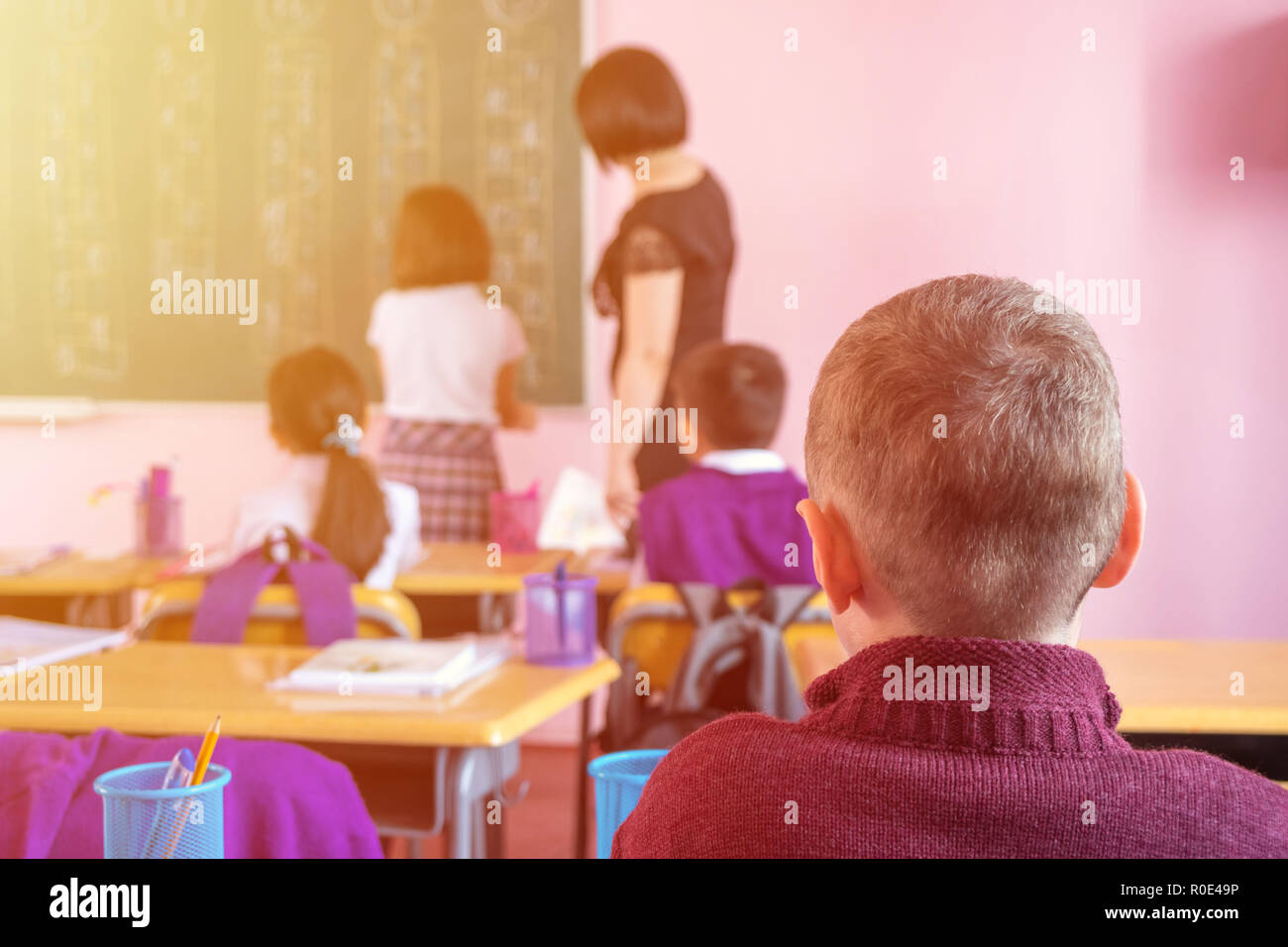 Participer classe activement Banque de photographies et d’images à ...