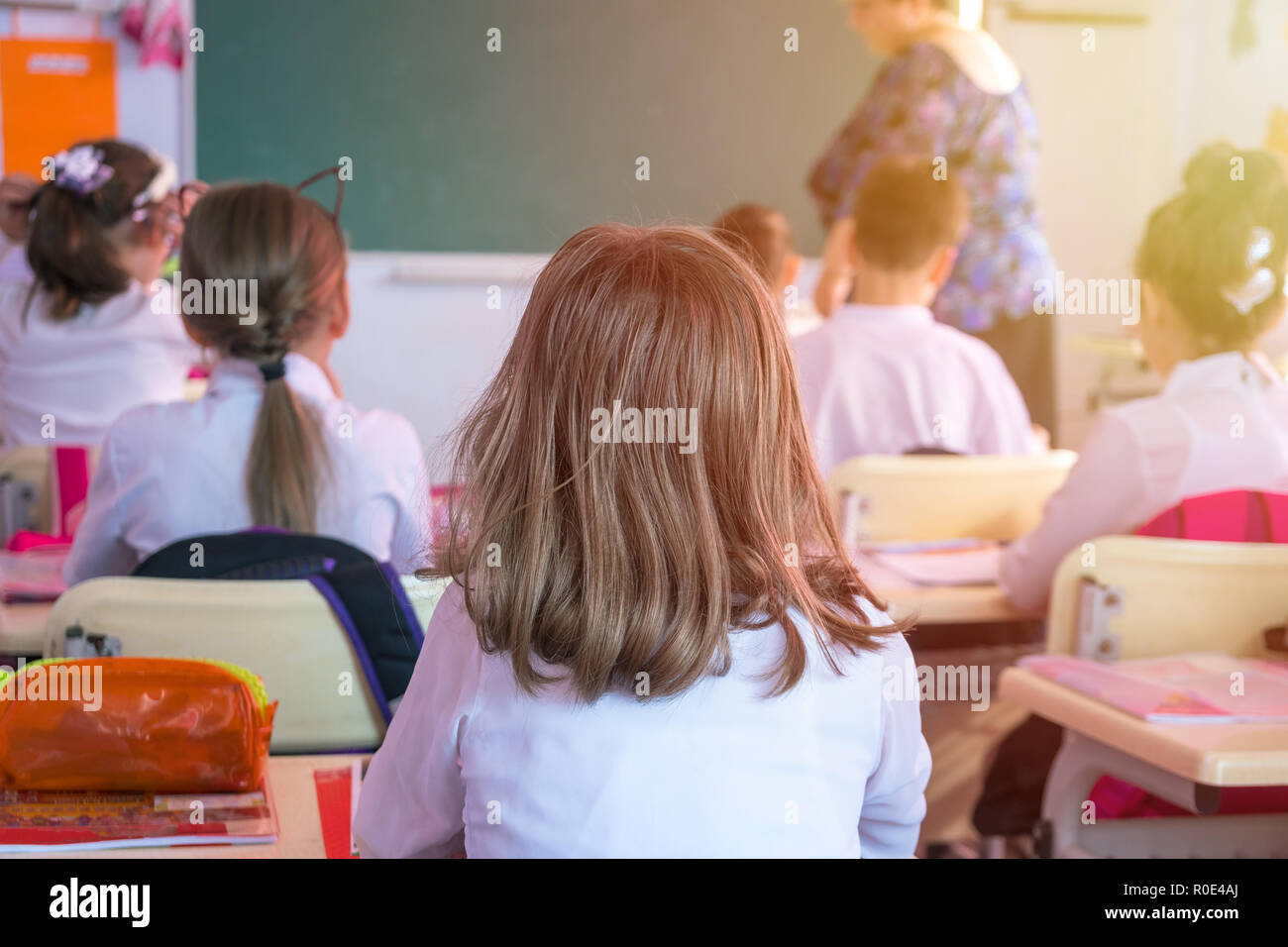 Participer classe activement Banque de photographies et d’images à ...