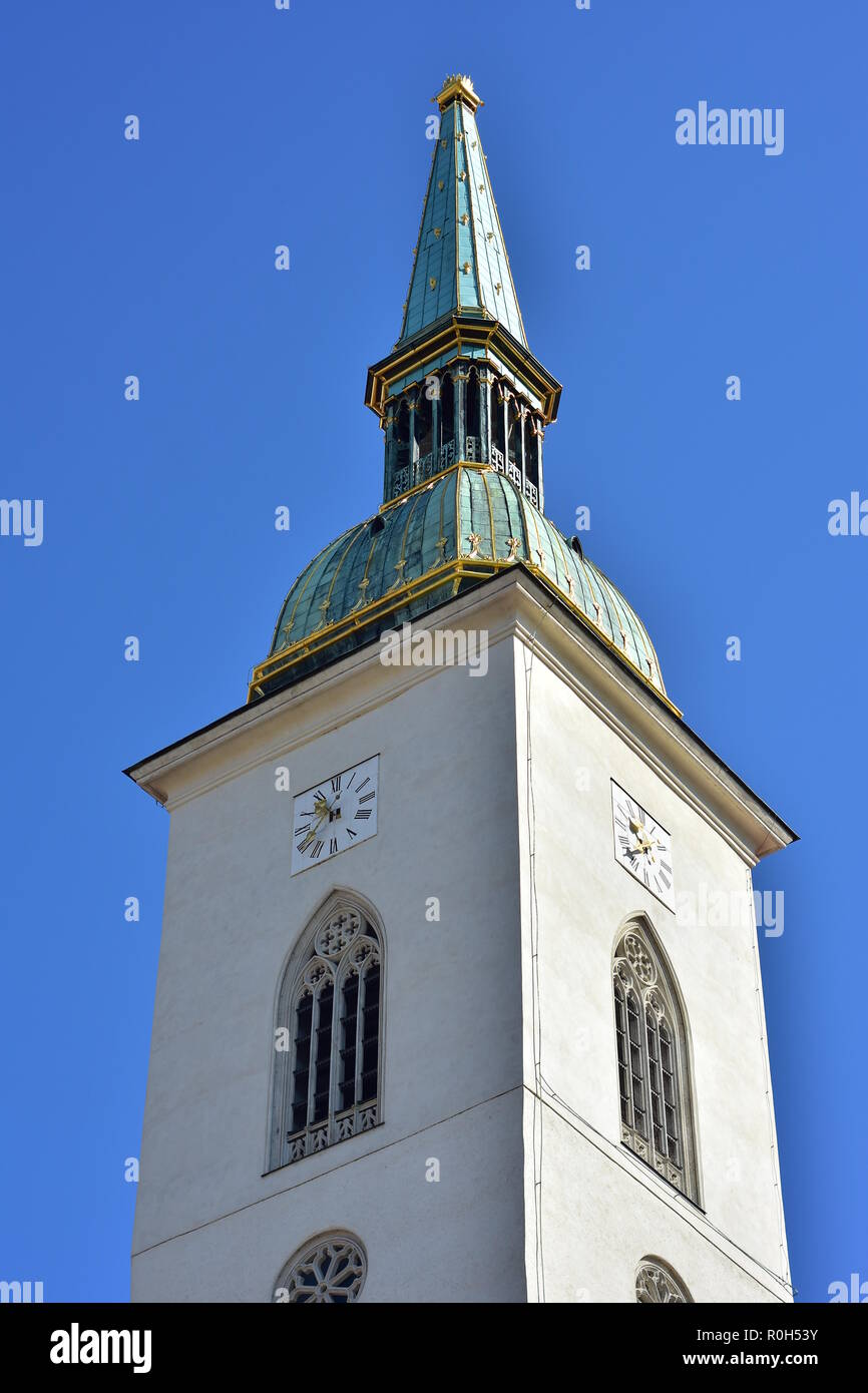 Flèche gothique Banque de photographies et d’images à haute résolution ...