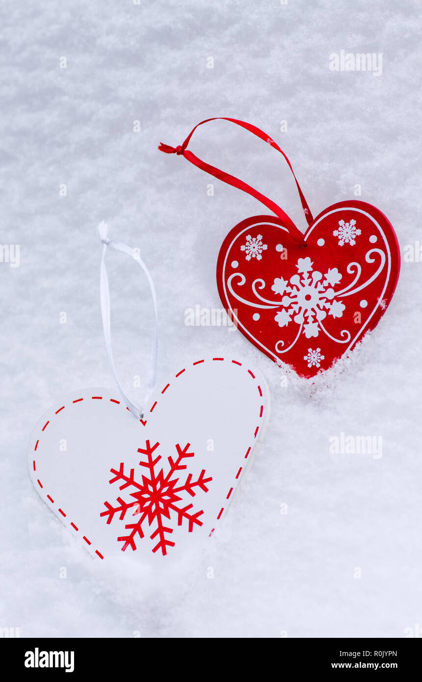 Décoration en bois en forme de coeur. Décoration de Noël en forme de ...