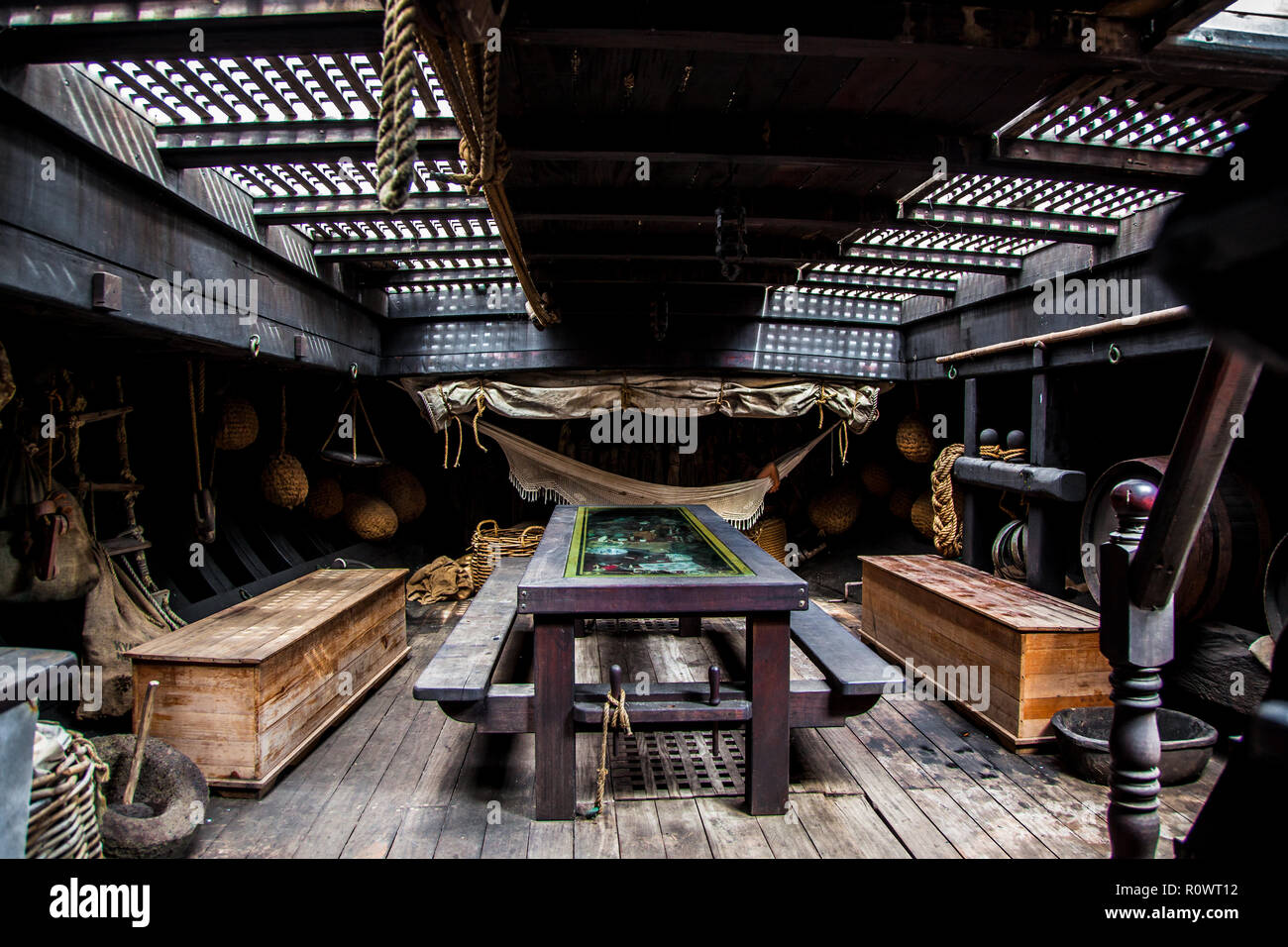 Cale bateau Banque de photographies et d’images à haute résolution - Alamy