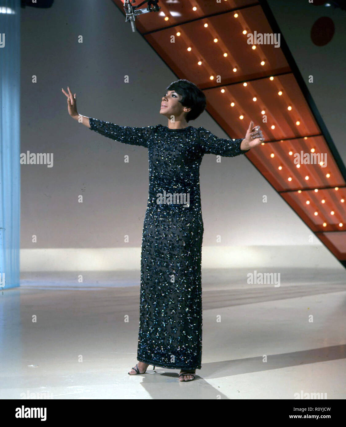 Chanteuse galloise shirley bassey Banque de photographies et d’images à ...