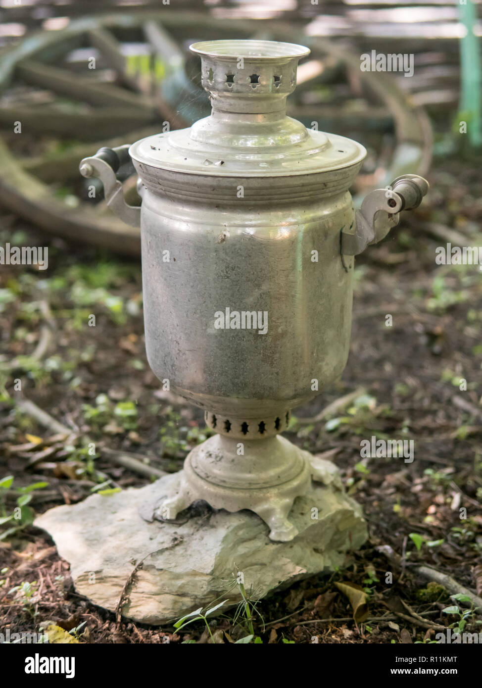 Samovar pot Banque de photographies et d’images à haute résolution - Alamy