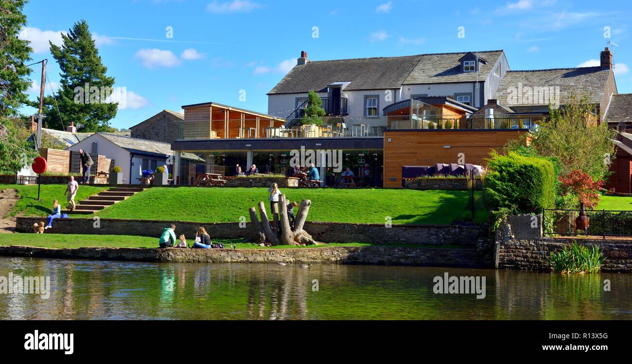 Pooley bridge inn Banque de photographies et d’images à haute ...