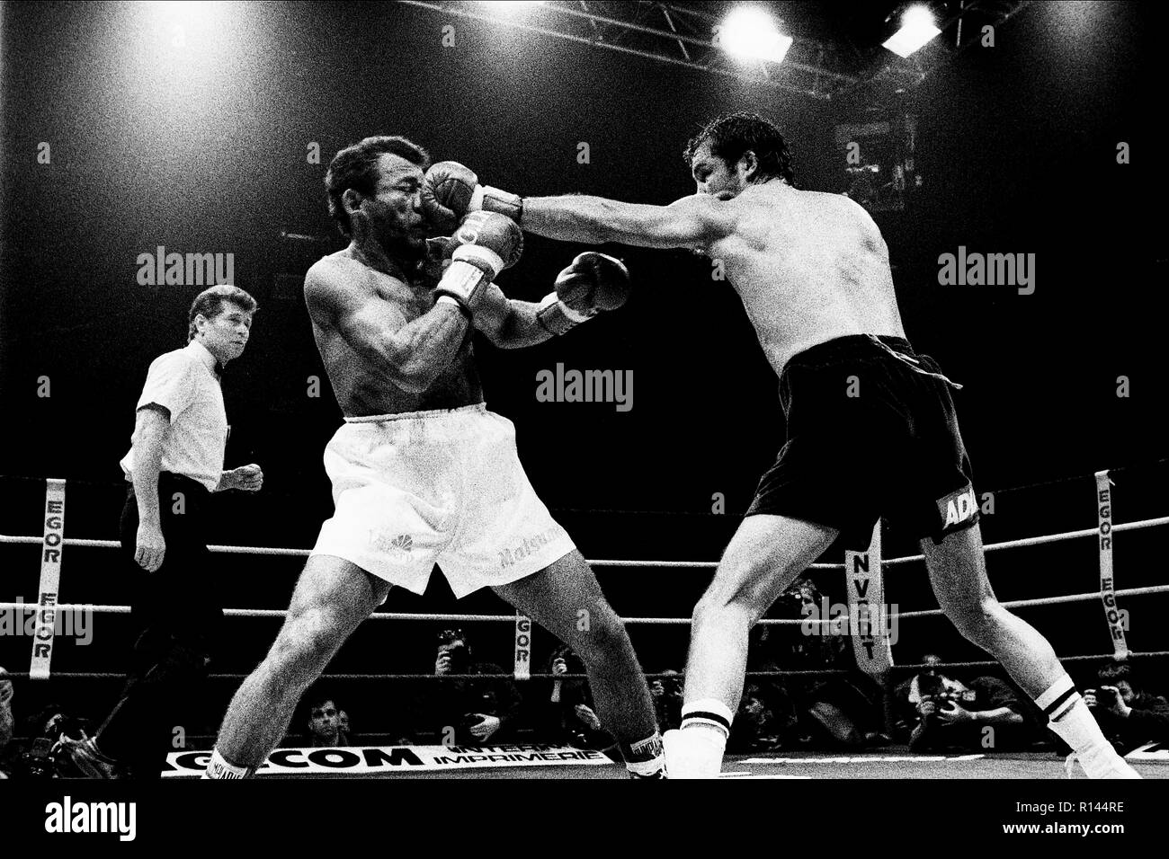 Archives années 90 : boxeur Français Chistophe Tiozzo combat à Lyon ...
