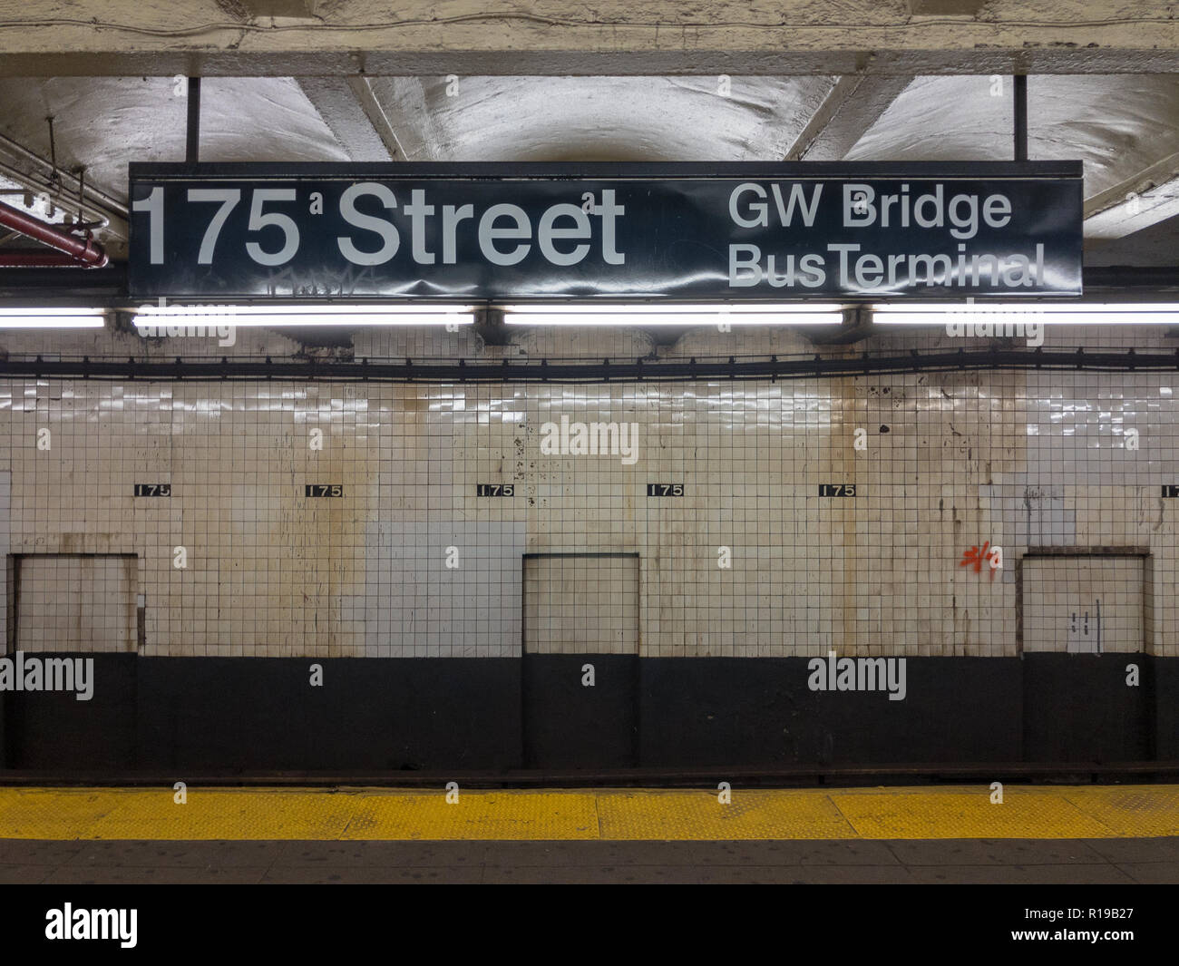 Terminal de bus george washington bridge Banque de photographies et d ...