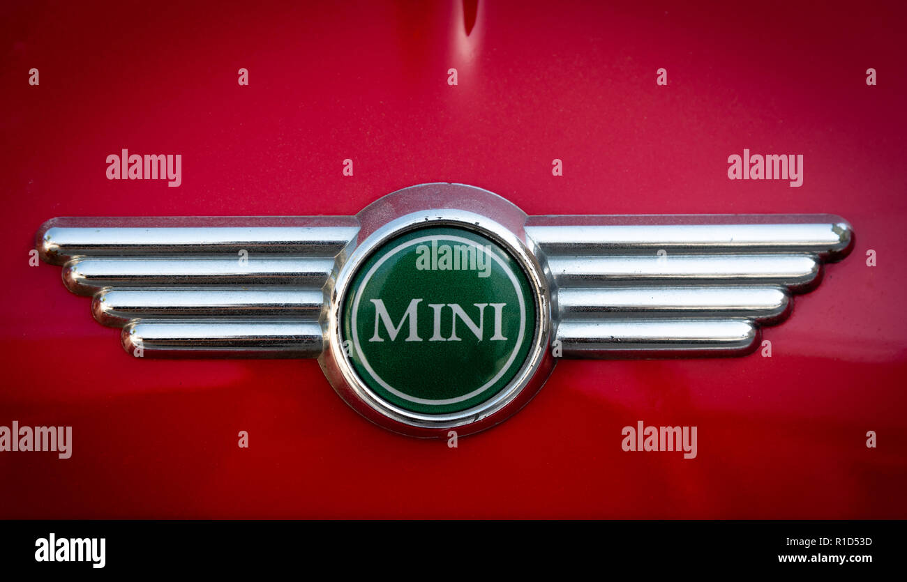Mini cooper logo Banque de photographies et d’images à haute résolution ...