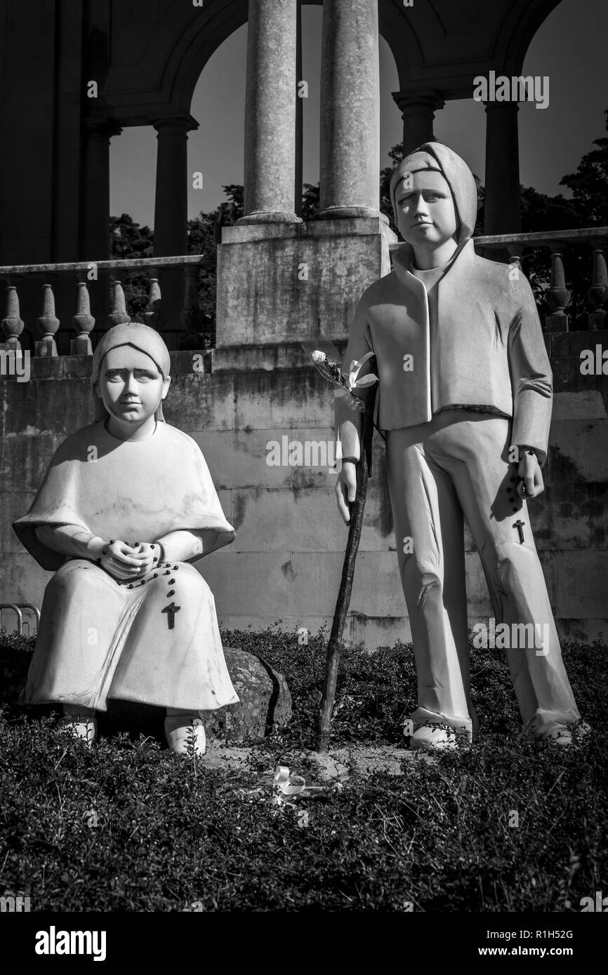 Sanctuaire de notre dame du rosaire de fatima Banque d'images noir et ...