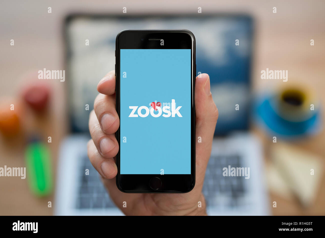 Zoosk logo Banque de photographies et d’images à haute résolution - Alamy