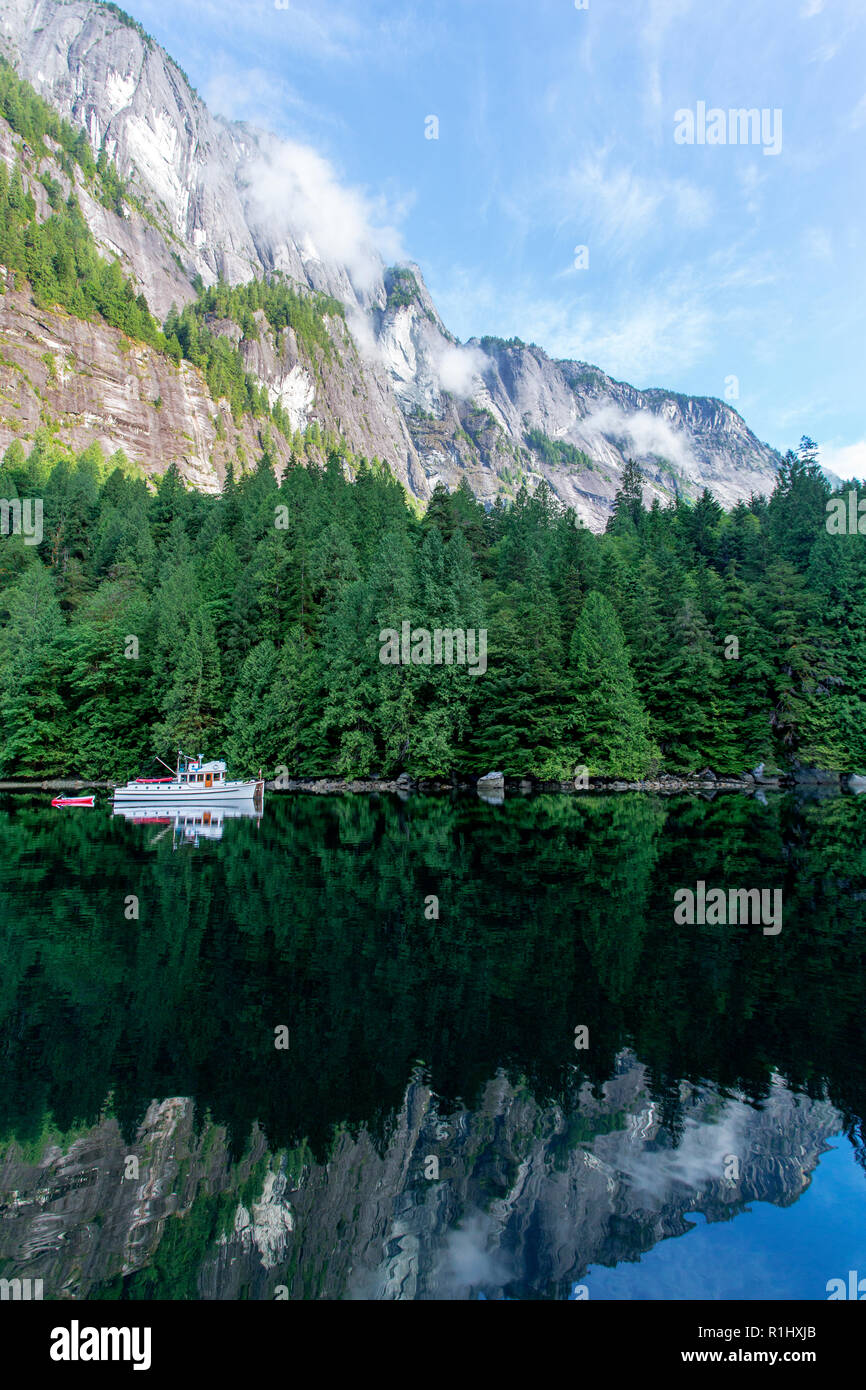 Princess louisa inlet canada Banque de photographies et d’images à ...