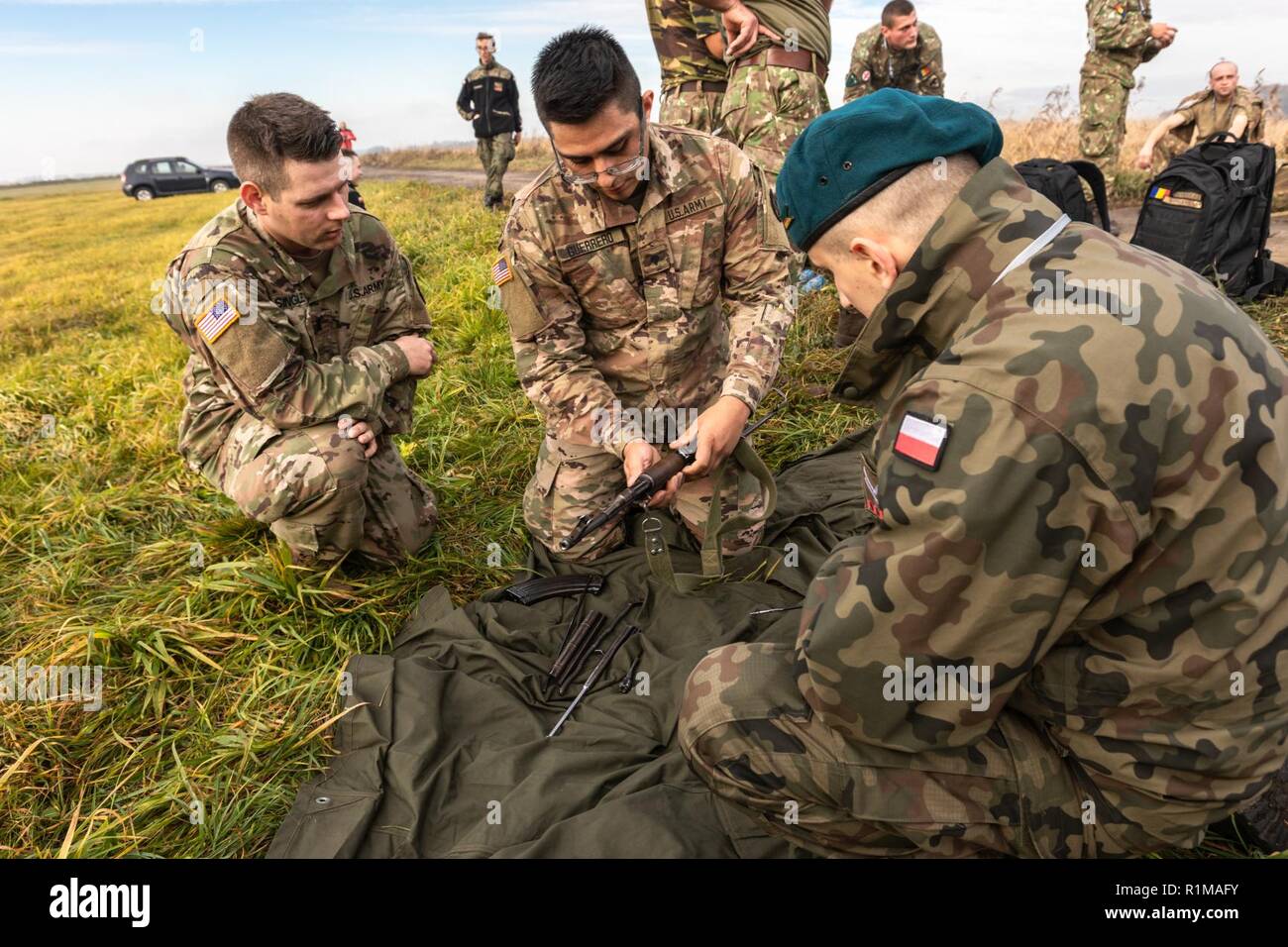 L'ARMÉE AMÉRICAINE Jésus Guerrero, un soldat affecté au groupe de ...