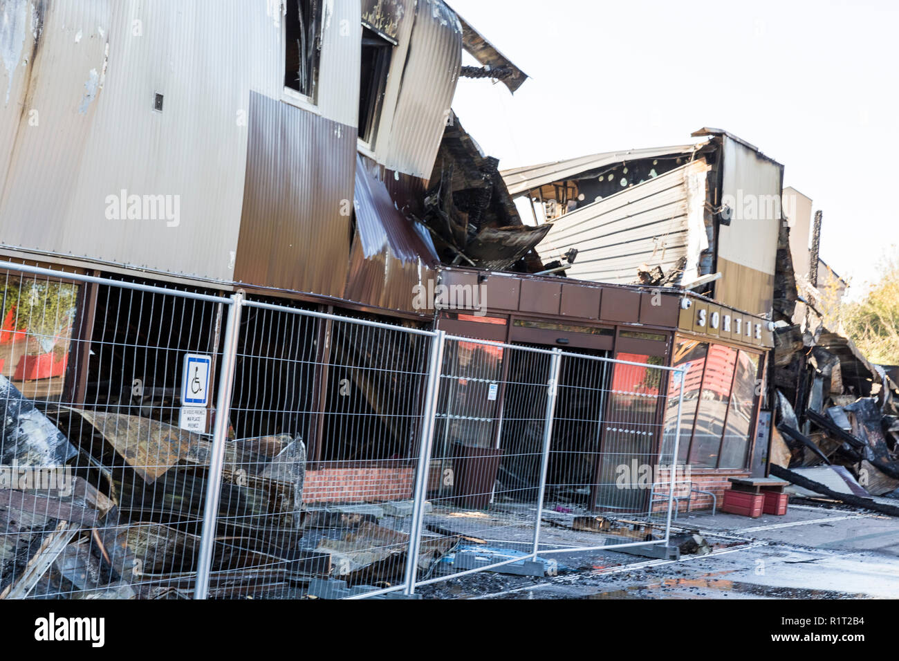DUCLAIR, FRANCE - Octobre Circa, 2018 : supermarché Carrefour Market ...