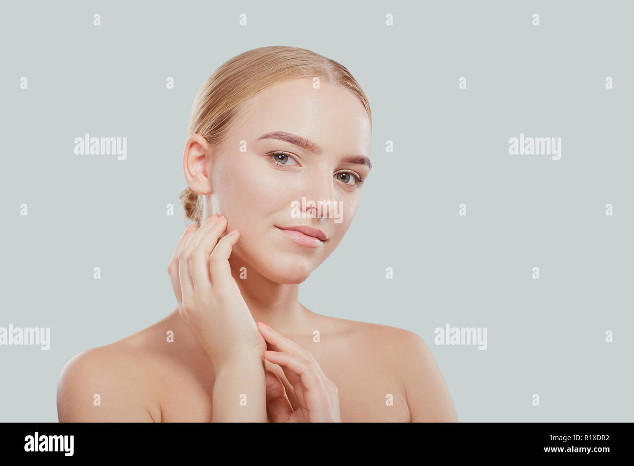 Beau visage Banque de photographies et d’images à haute résolution - Alamy