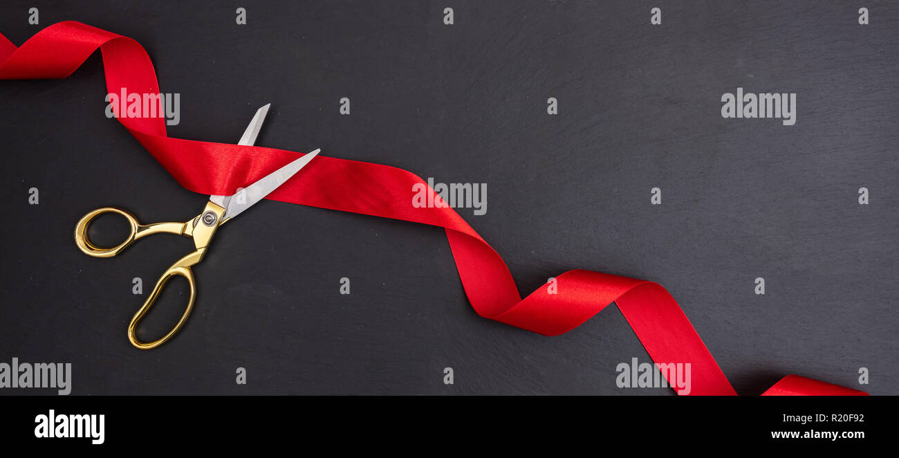 Couper Le Ruban Rouge Banque d'image et photos - Alamy