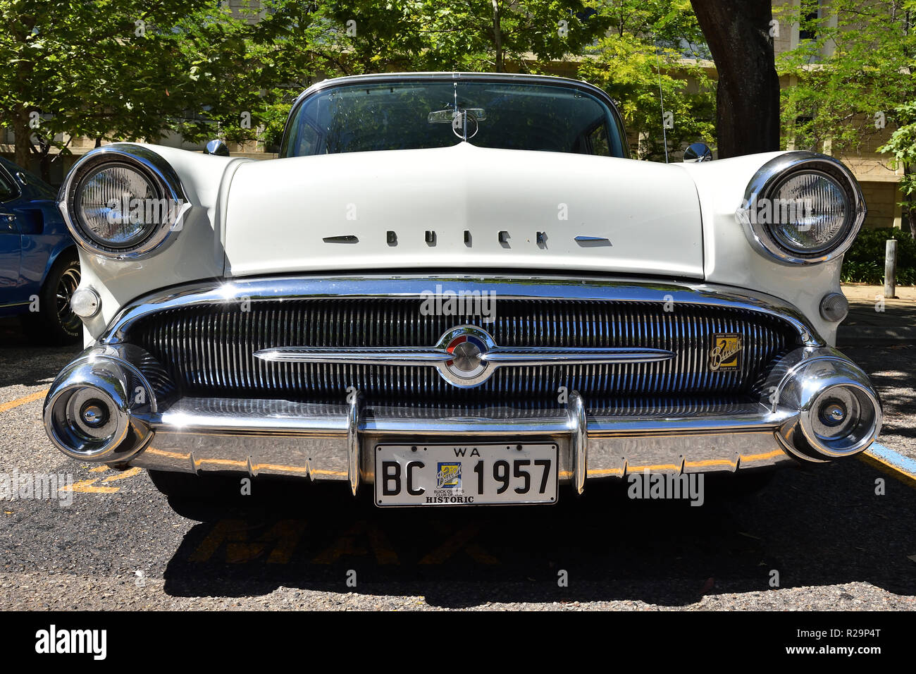 1957 buick Banque de photographies et d’images à haute résolution - Alamy