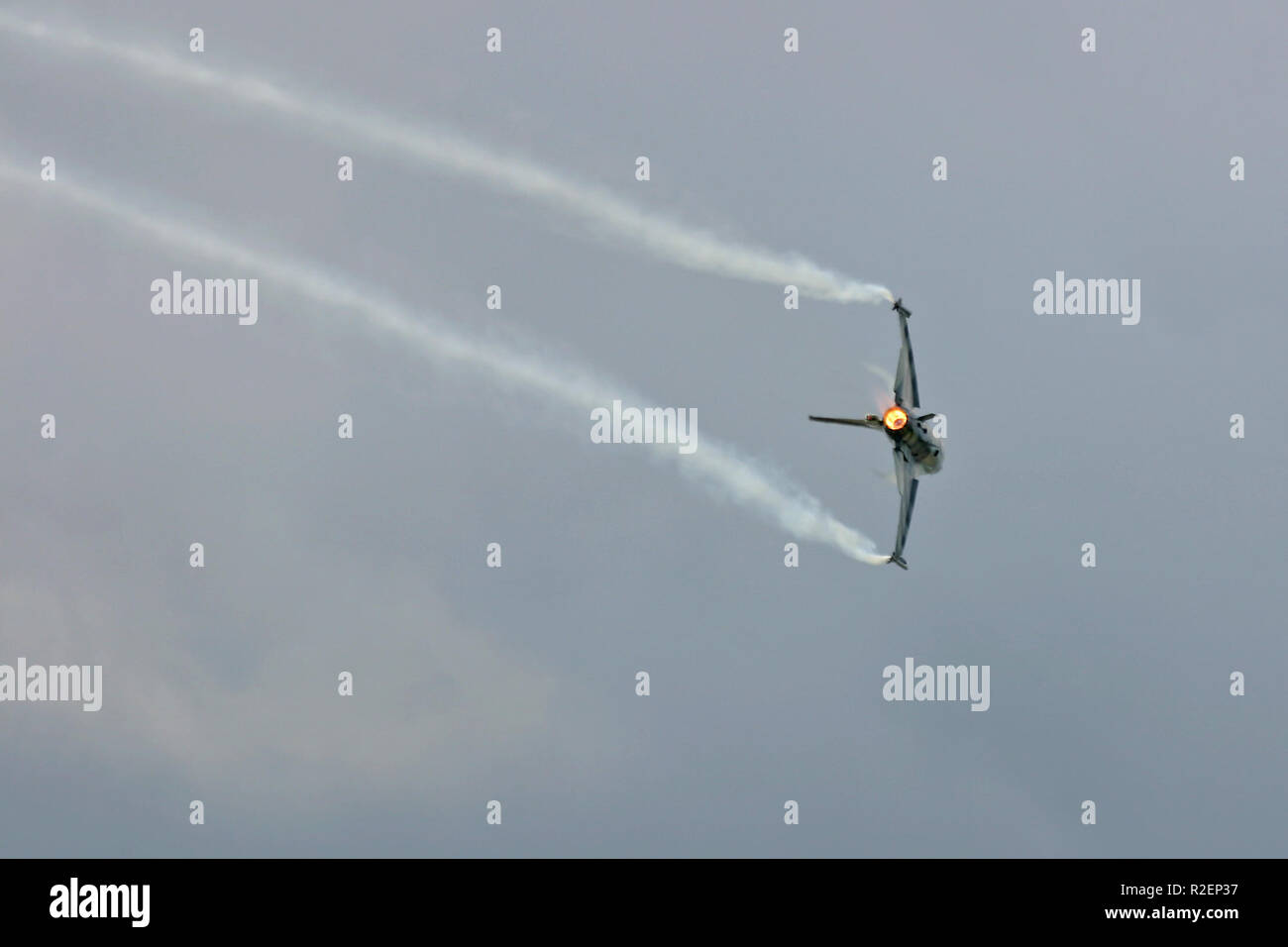 Courbe plane Banque de photographies et d’images à haute résolution - Alamy