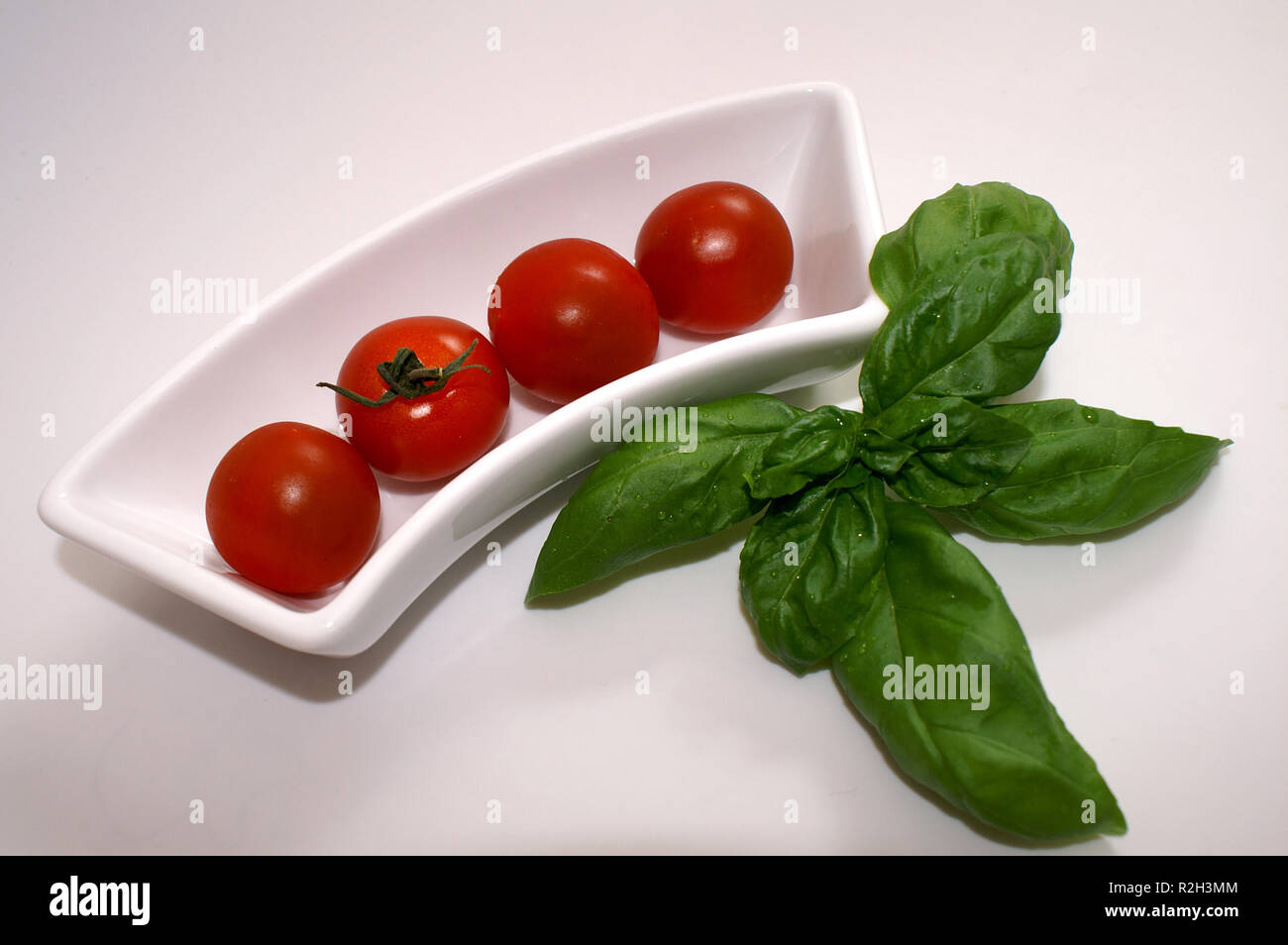 4 tomates Banque de photographies et d’images à haute résolution - Alamy