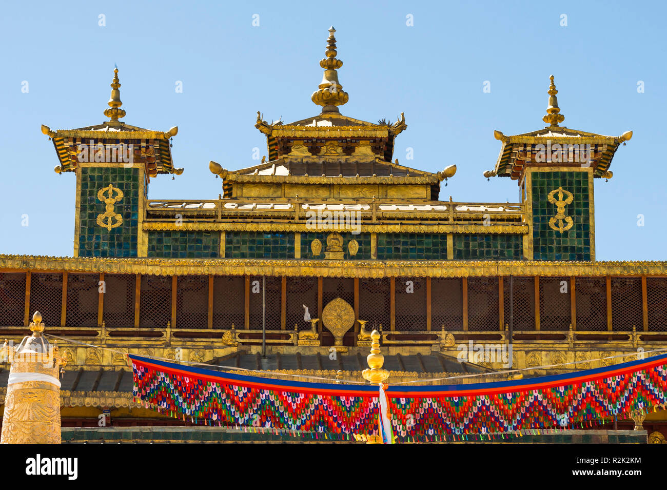 Samye monastery Banque de photographies et d’images à haute résolution ...