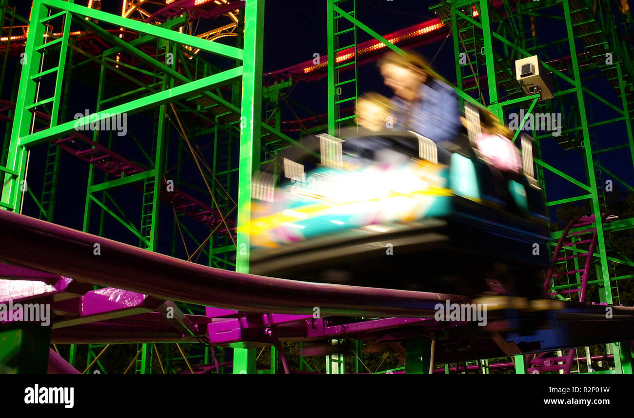 Switchback roller coaster Banque de photographies et d’images à haute ...