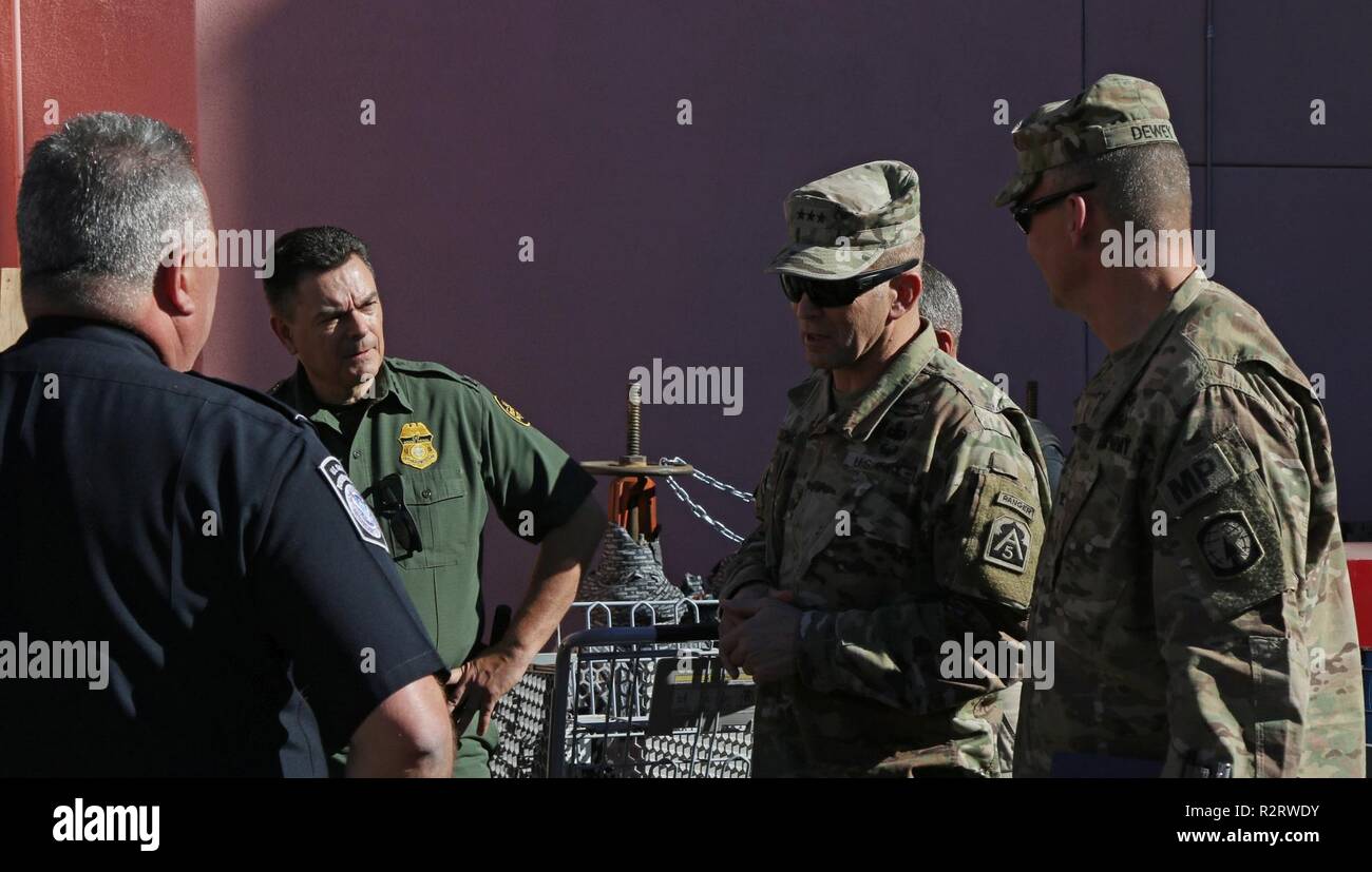 Rudy Karisch, chef de l'agent de patrouille à la frontière, la U.S ...