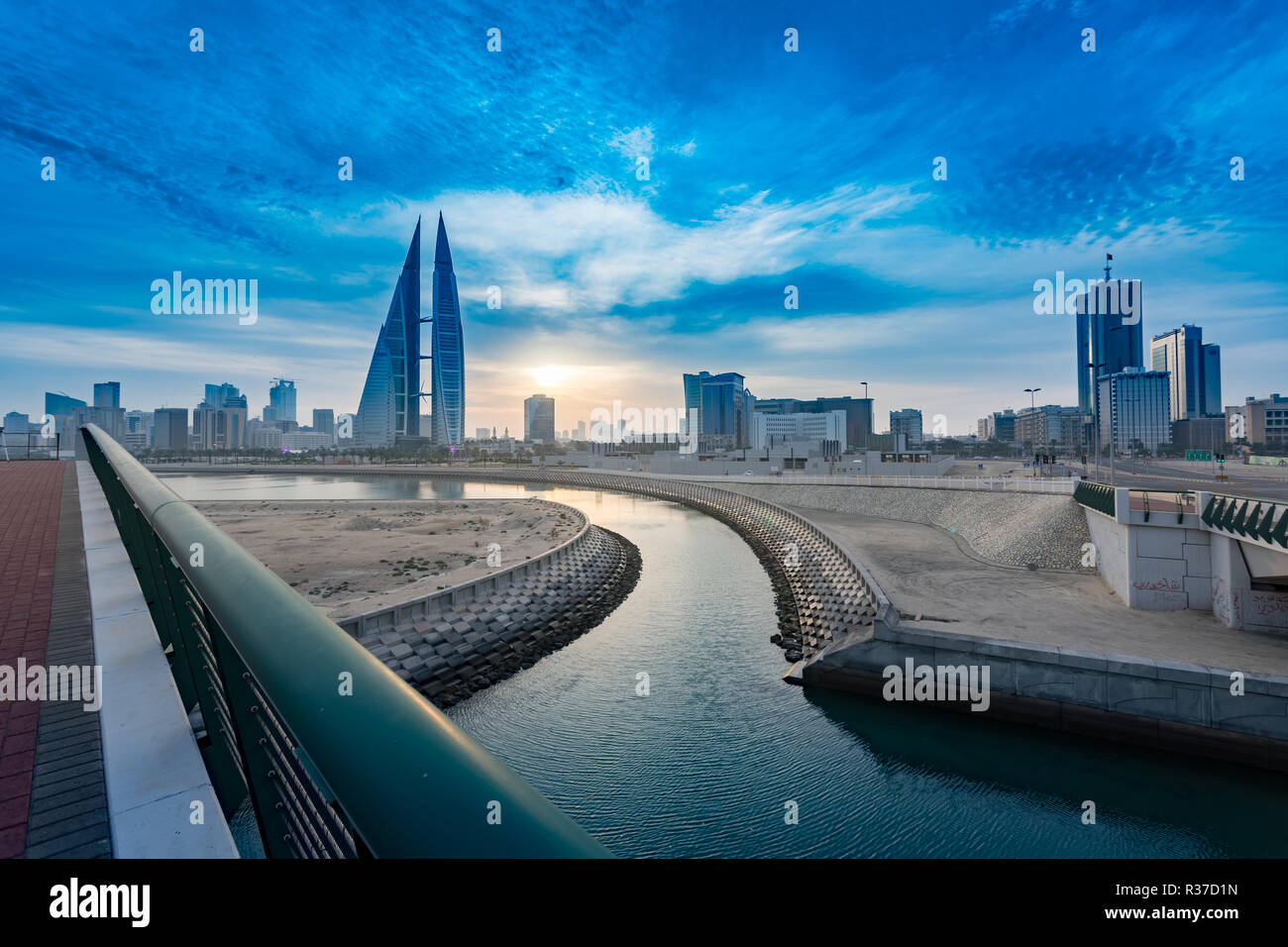 Bahrain skyline Banque de photographies et d’images à haute résolution ...