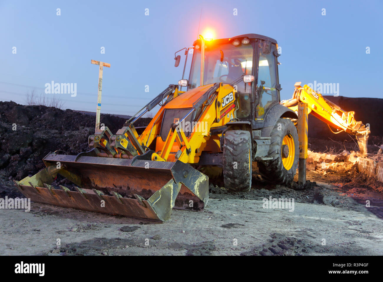 Jcb multi chargeur Banque de photographies et d’images à haute ...
