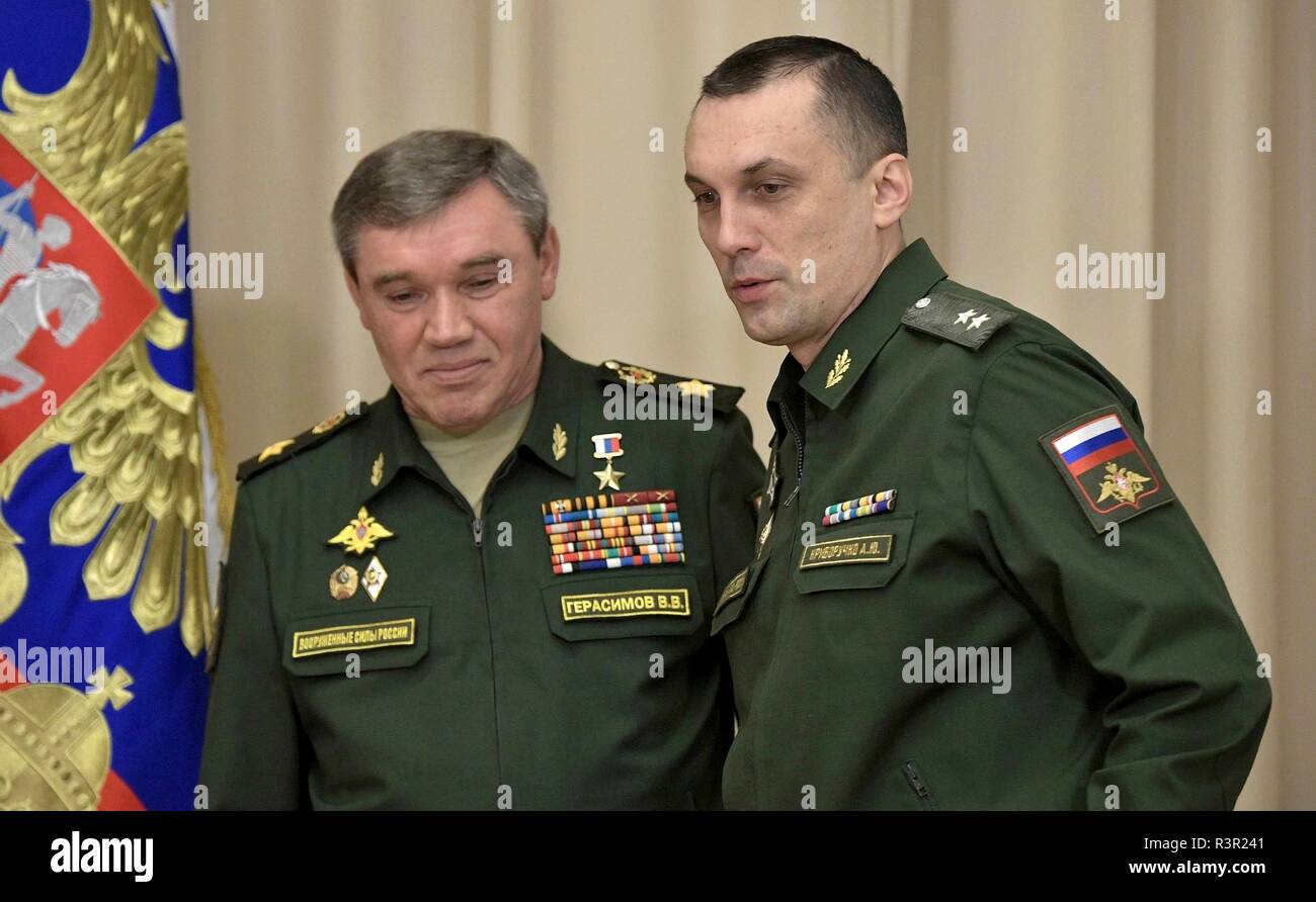 Les forces armées russes, le général en chef de l'Valery Gerasimov, à ...