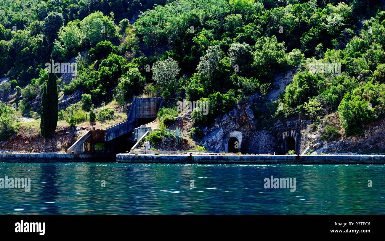 Submarine pen Banque de photographies et d’images à haute résolution ...