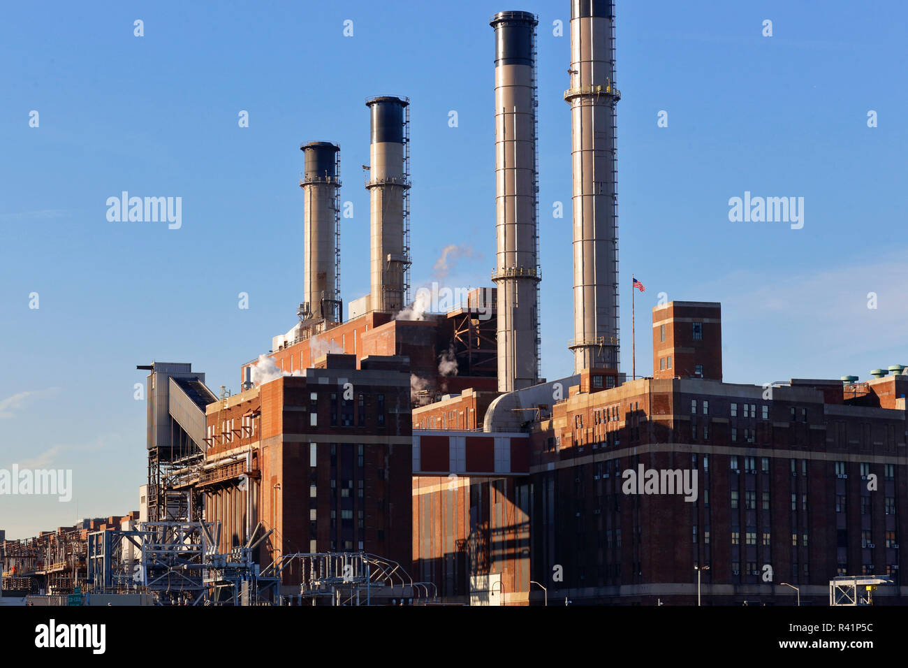 Utilitaire de con edison Banque de photographies et d’images à haute ...