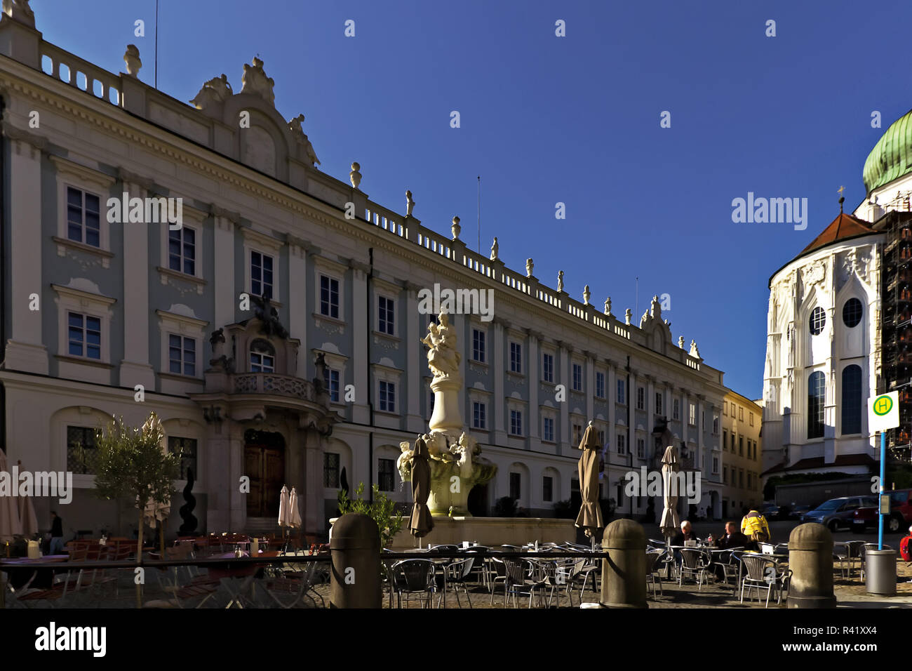 Passau statue fountain Banque de photographies et d’images à haute ...
