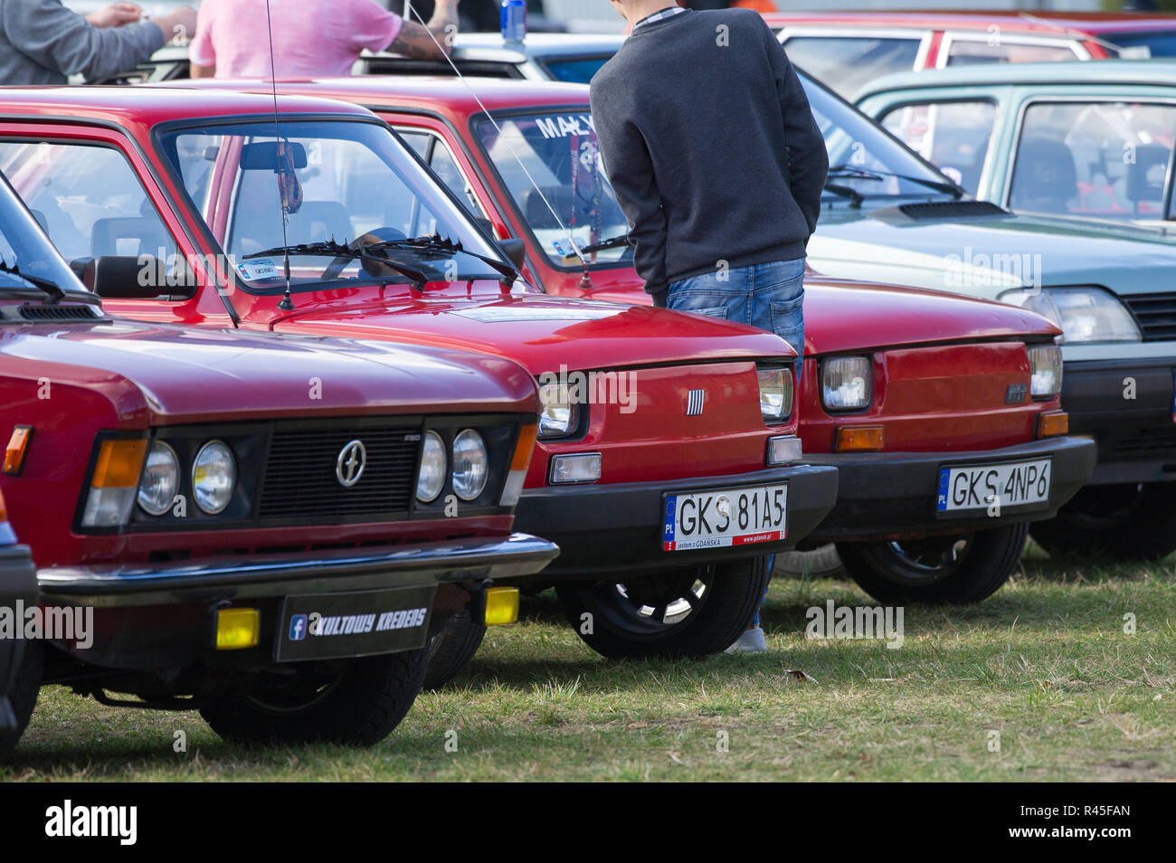 Polski fiat 125 Banque de photographies et d’images à haute résolution ...