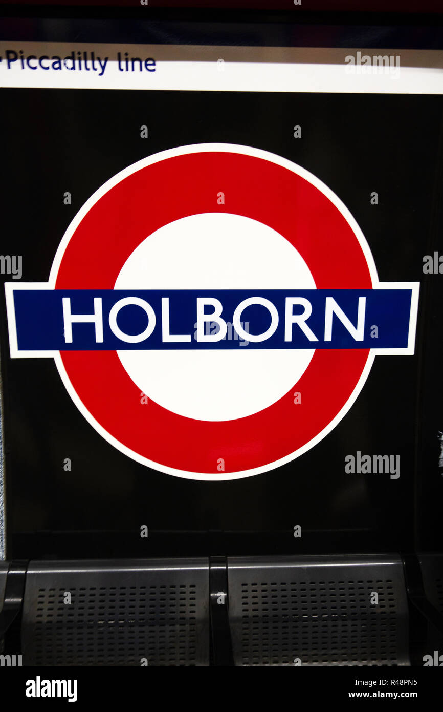 London Underground Tube Holborn iconique Logo sign Photo Stock - Alamy