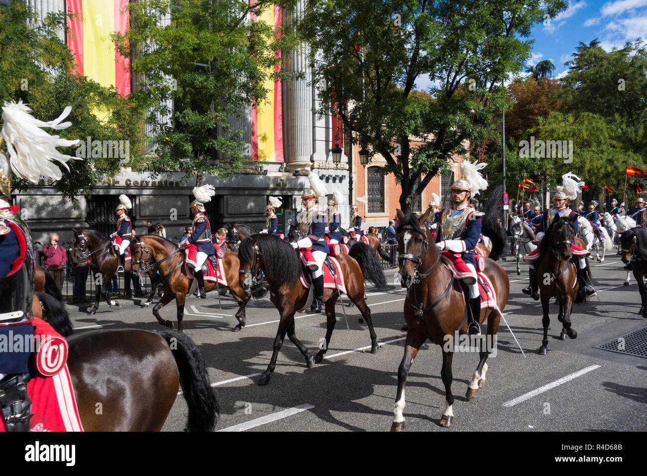 Garde au drapeau militaire Banque de photographies et d’images à haute ...