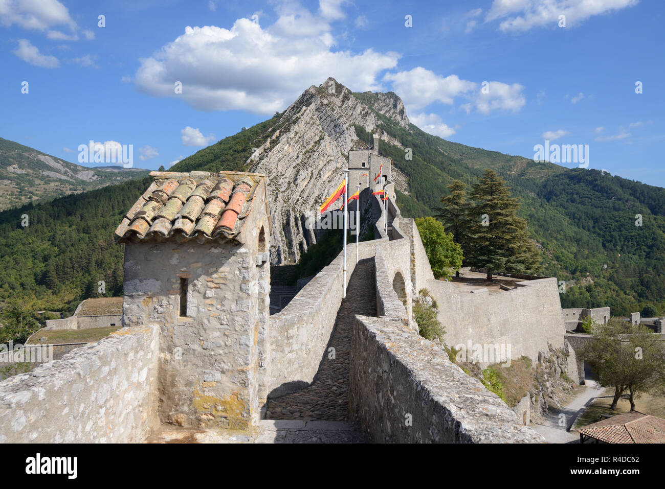Guérite médiévale Banque de photographies et d’images à haute ...