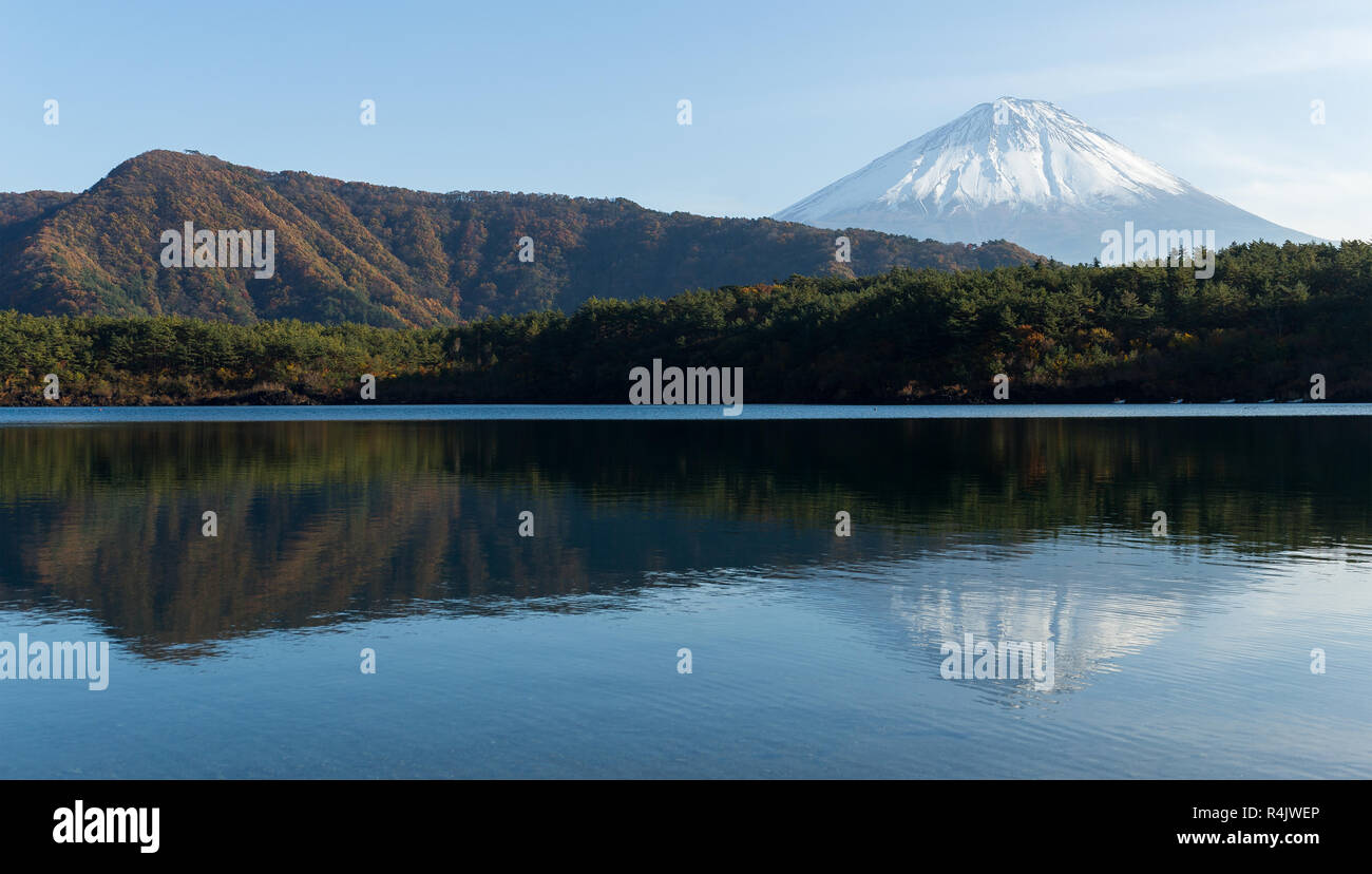 Beau et beau paysage du mont fuji Banque de photographies et d’images à ...