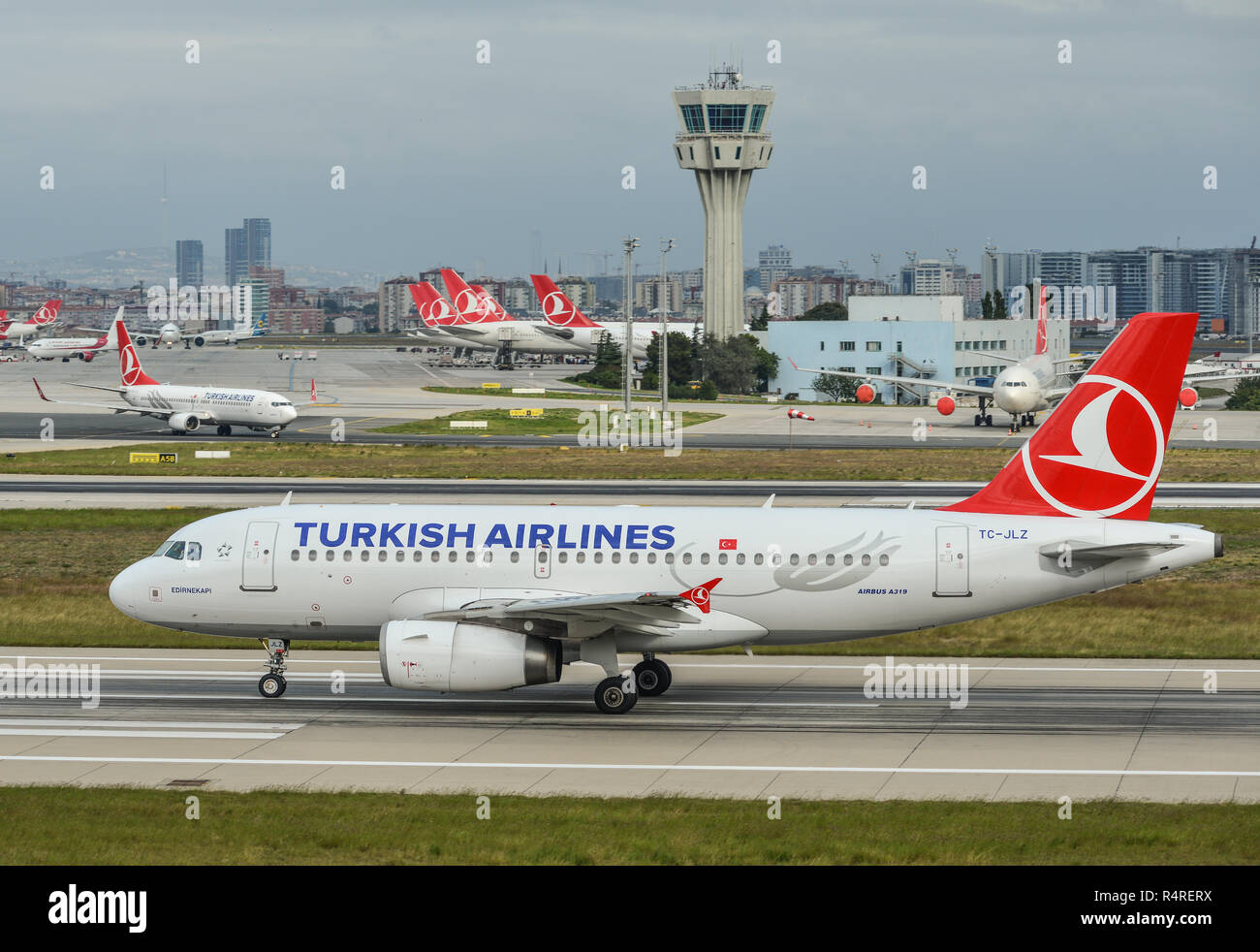 Istanbul, Turquie - 30 Sep 2018. Un Airbus A319 de Turkish Airlines ...