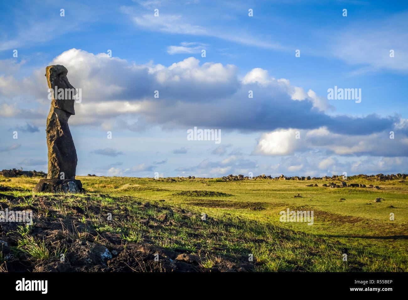 Ahu akapu Banque de photographies et d’images à haute résolution - Alamy