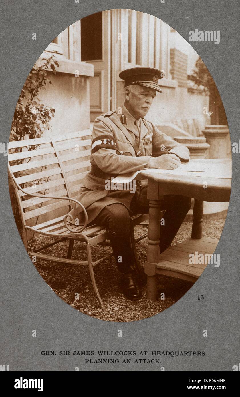 Le général Sir James Willcocks au siège de la planification d'une ...
