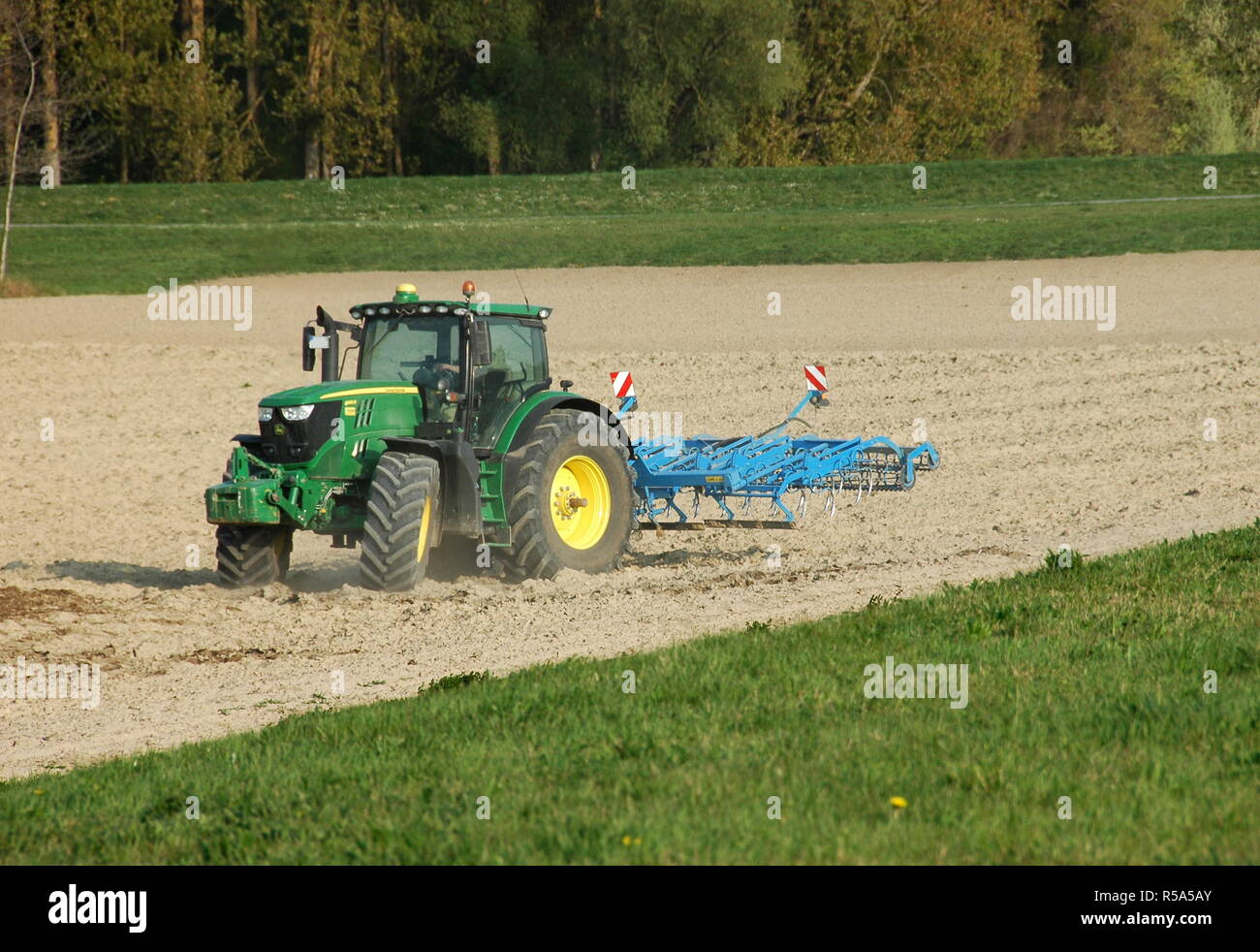 Herse agricole Banque de photographies et d’images à haute résolution ...