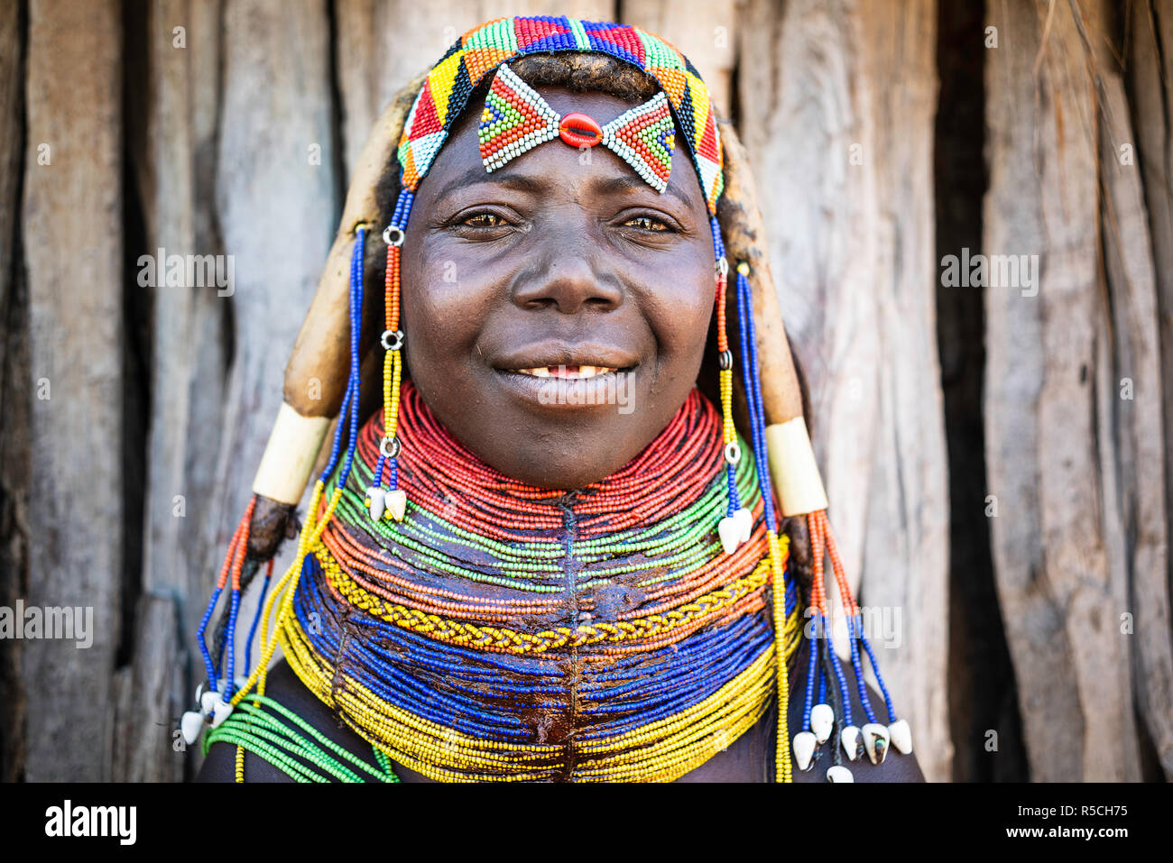 Mumuila tribe hungueria angola Banque de photographies et d’images à ...
