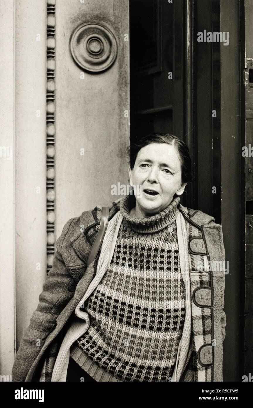 Elizabeth jennings Banque de photographies et d’images à haute résolution - Alamy