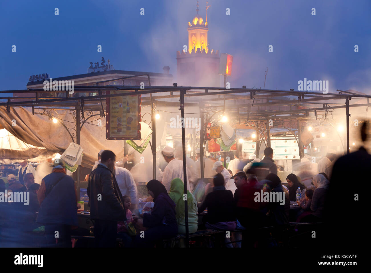 Stands de nourriture en plein air Banque de photographies et d’images à ...