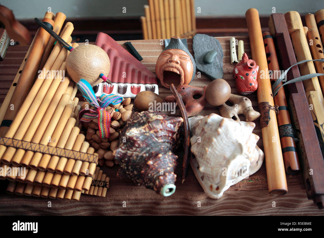 Instruments de musique traditionnels Banque de photographies et d ...