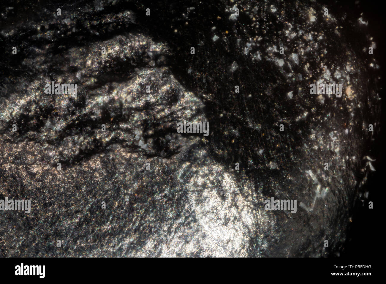 Pointe de crayon sous le microscope Photo Stock - Alamy