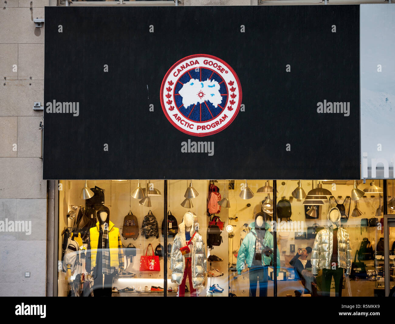 Logo magasin de bernache du canada Banque de photographies et d’images ...