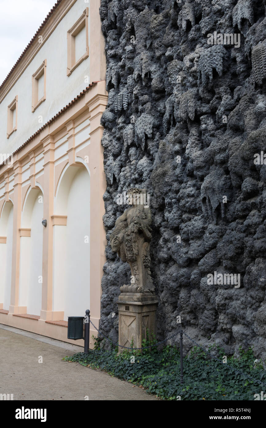 Grotte du palais wallenstein Banque de photographies et d’images à ...