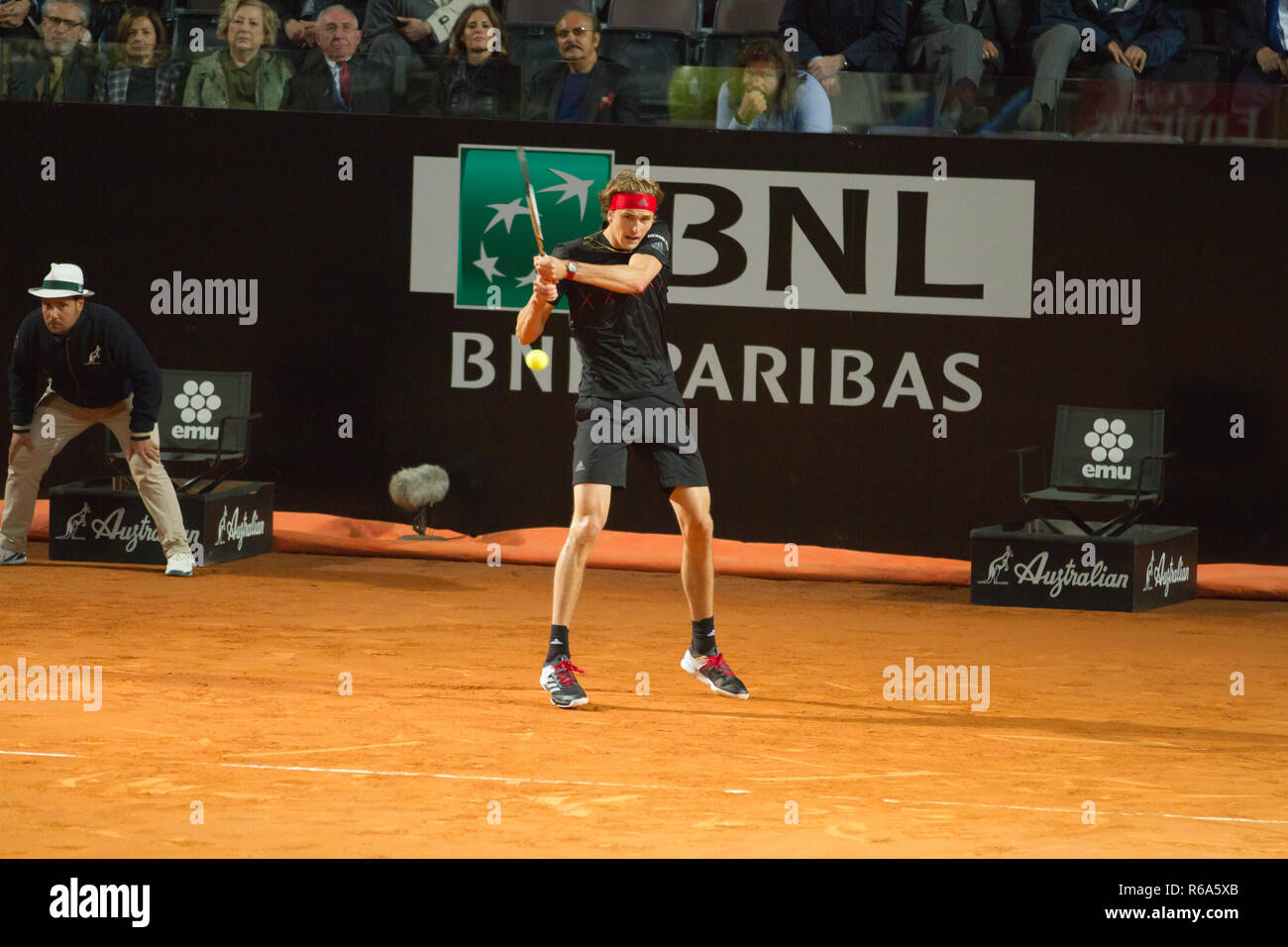 Tennis racket racquet wta Banque de photographies et d’images à haute ...