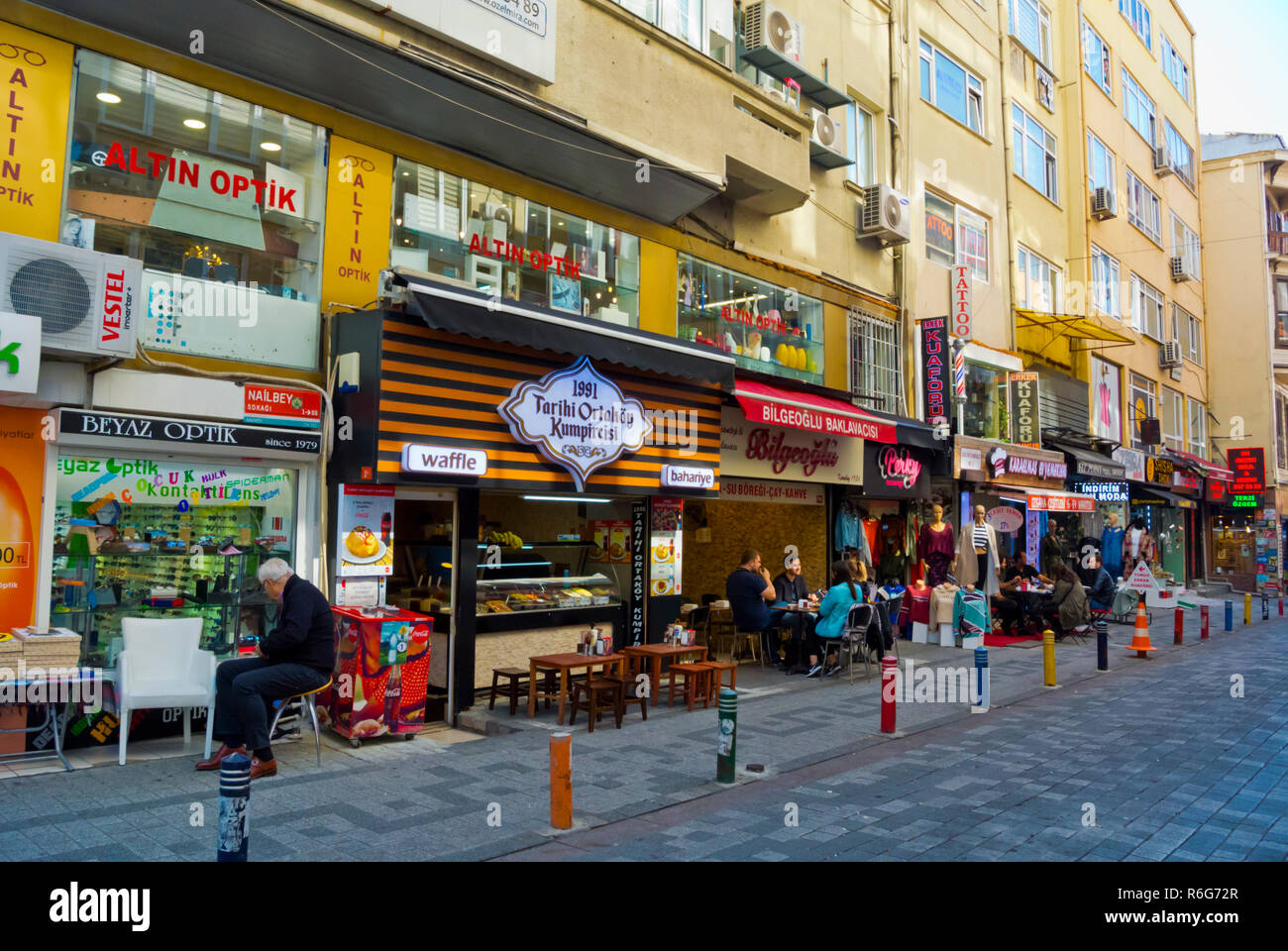 Kadikoy istanbul turquie Banque de photographies et d’images à haute ...