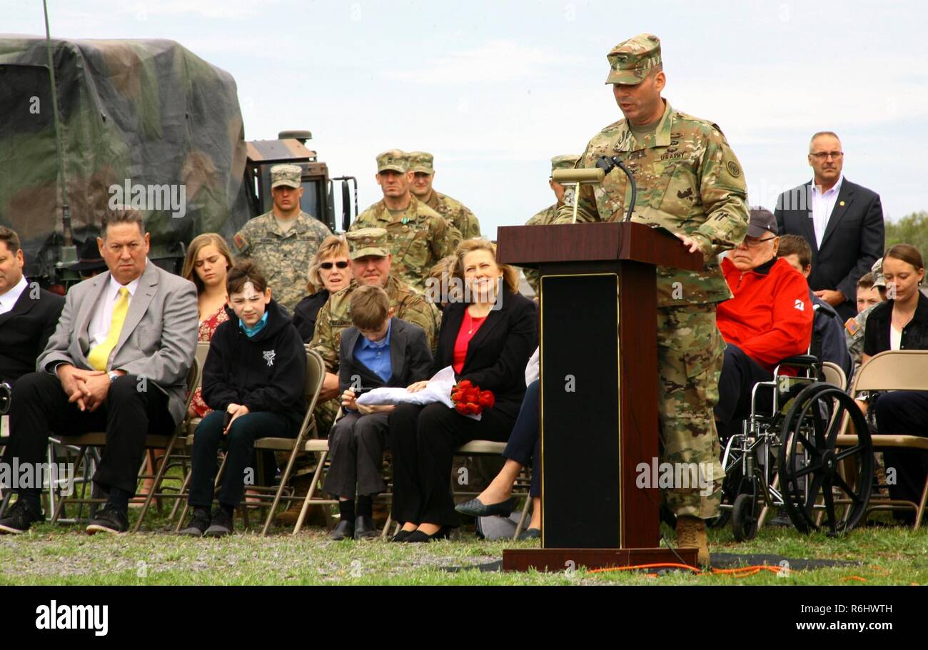 La Garde Nationale de New York le Colonel Christopher Cronin, la 27e ...