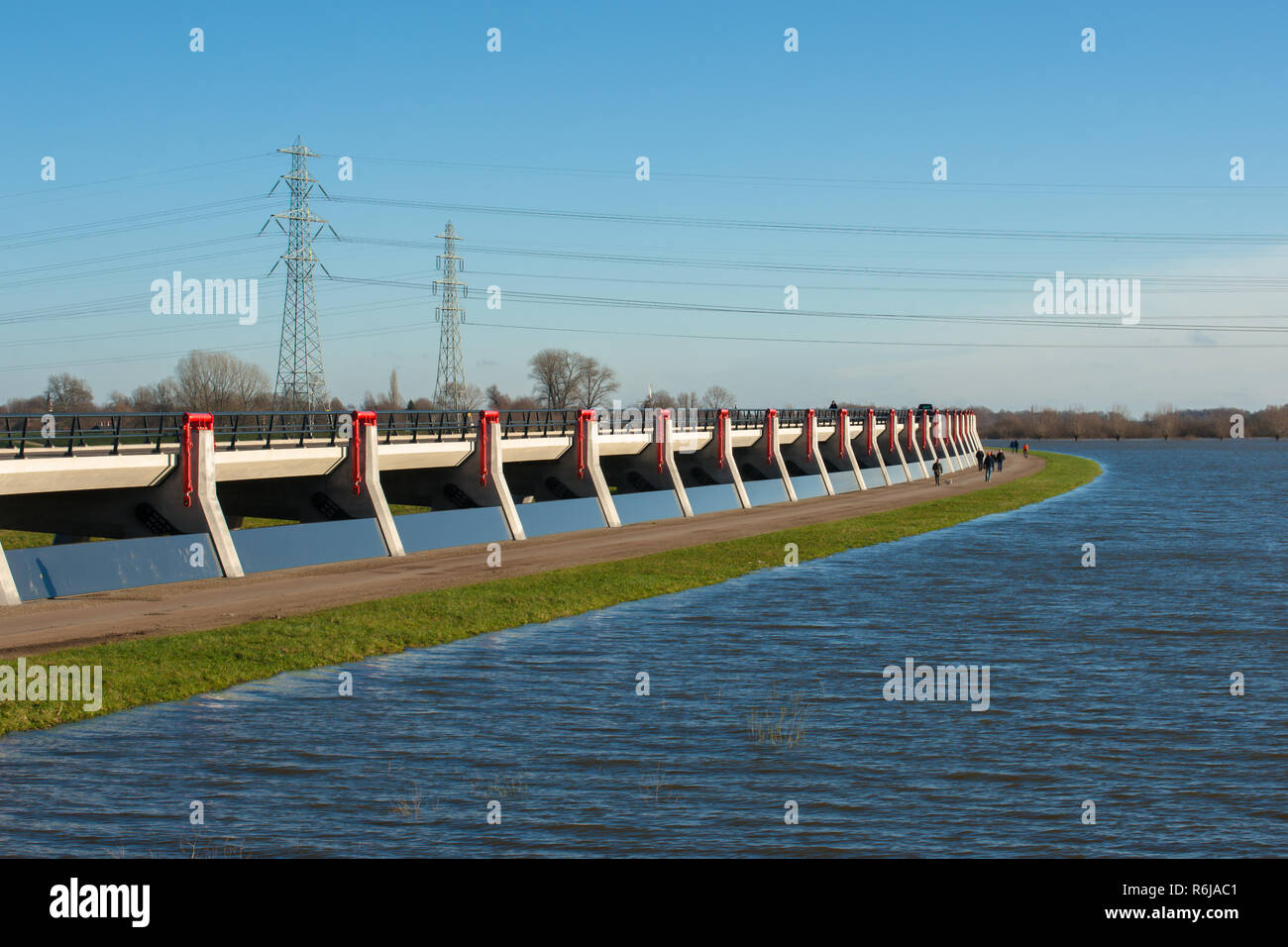 Inondations de digues Banque de photographies et d’images à haute ...